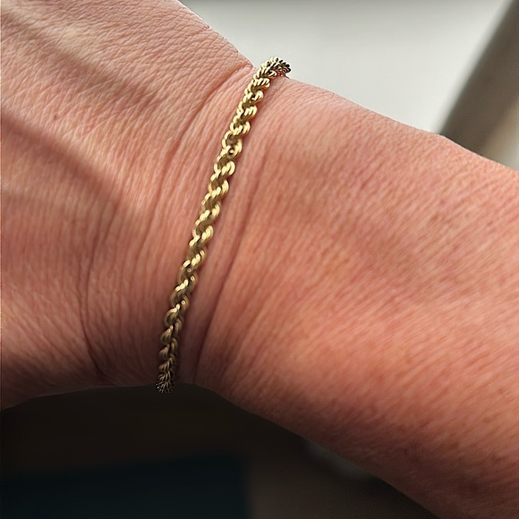 Jewelry | Euc 18k Solid Gold Rope Bracelet With Barrel Clasp | Poshmark